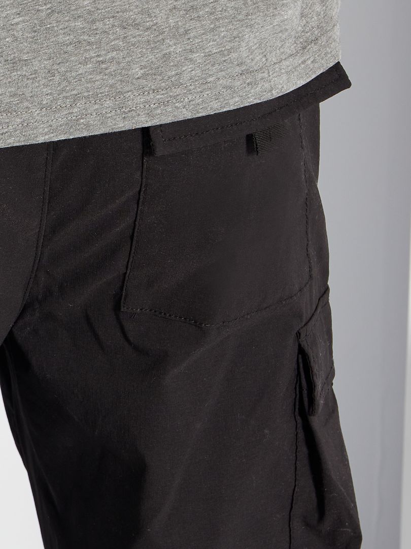 Stoffen broek met meerdere zakken - zwart - Kiabi - 15.00€