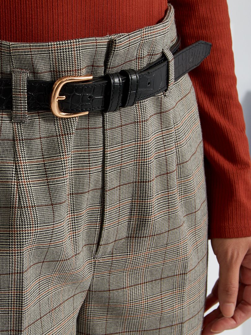 Strakke broek met riem - BRUIN - Kiabi - 20.00€